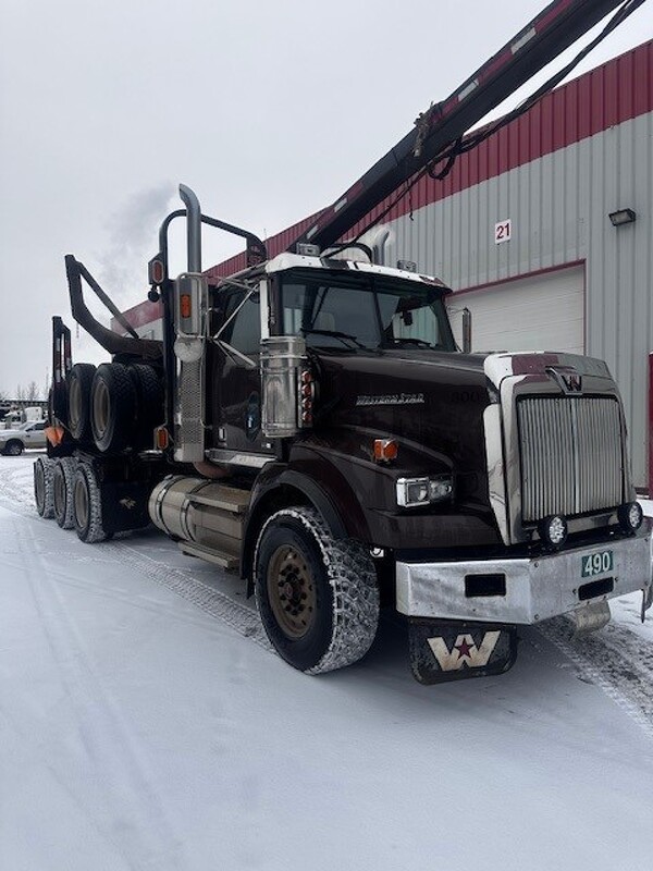 WESTERN STAR 4900SA 2012 | Velocity Truck Centres Canada
